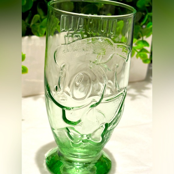 Disney | Dining | Vintage Walt Disney Company Donald Duck Juice Glass ...